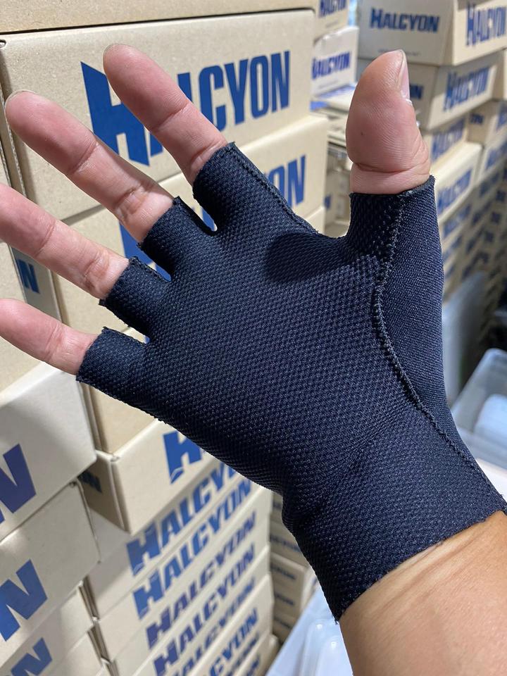 Halcyon Tech Glove – Living Oceans Malaysia